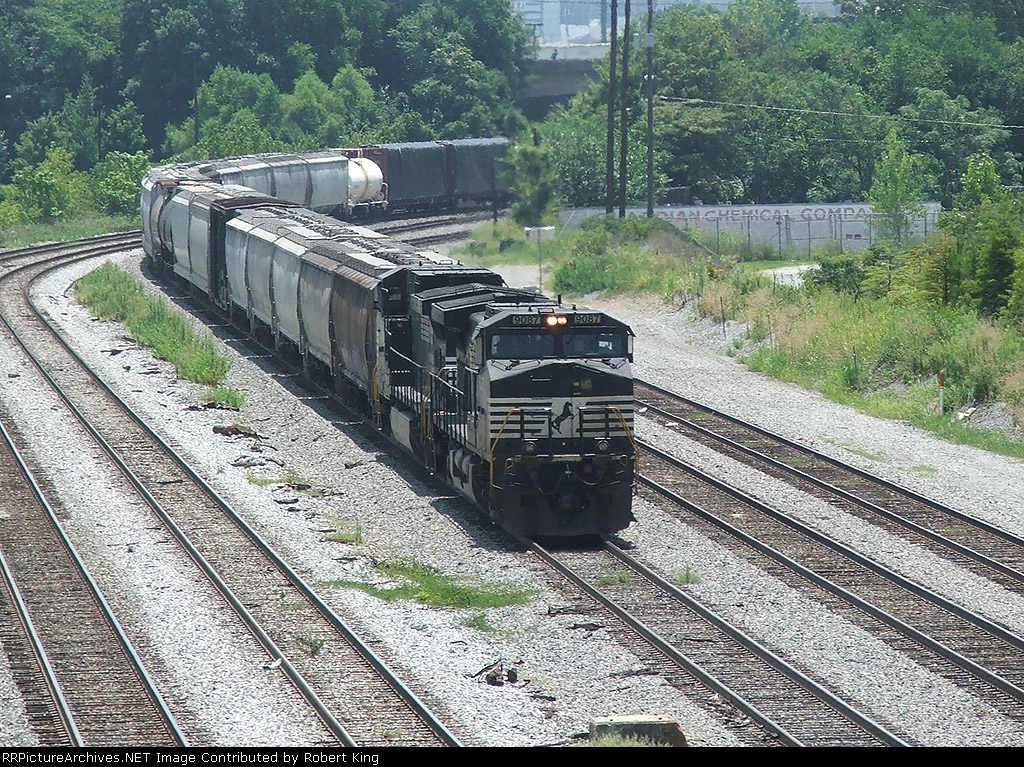 NS 9087 Edging West